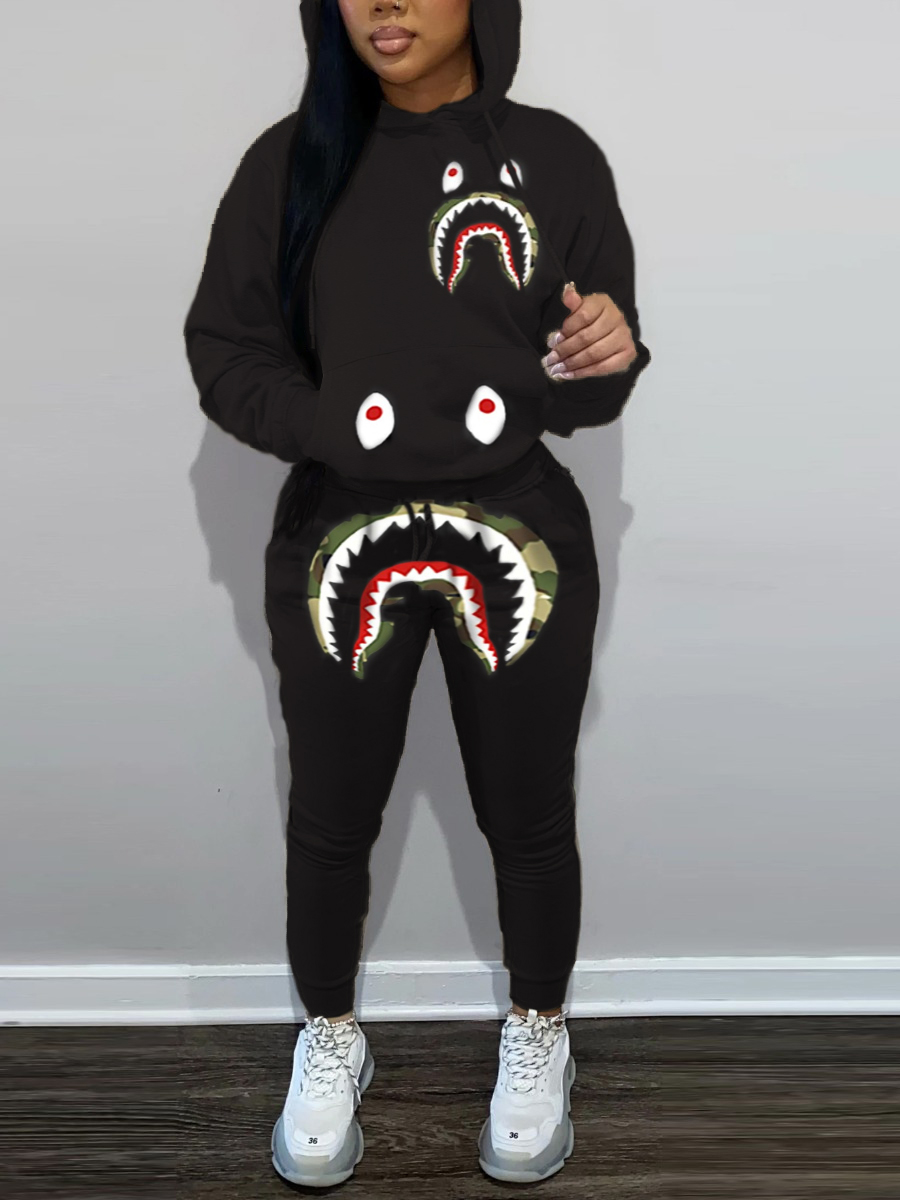 LW Camo Fish Mouth Print Kangaroo Pocket Tracksuit Set Sale ...